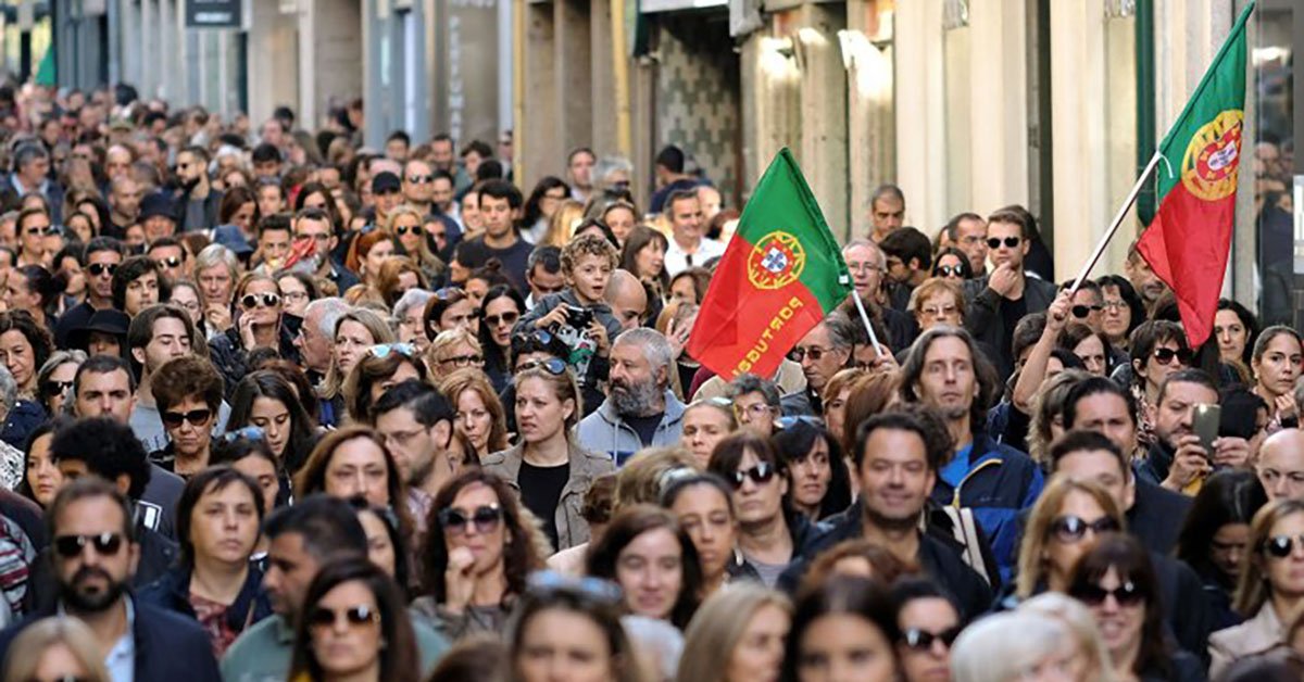 Top 10 Best Portuguese Traits - Master European Portuguese